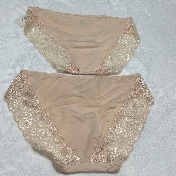 Soma | Intimates & Sleepwear | Soma Embraceable Lace Hipster Includes 2 ...